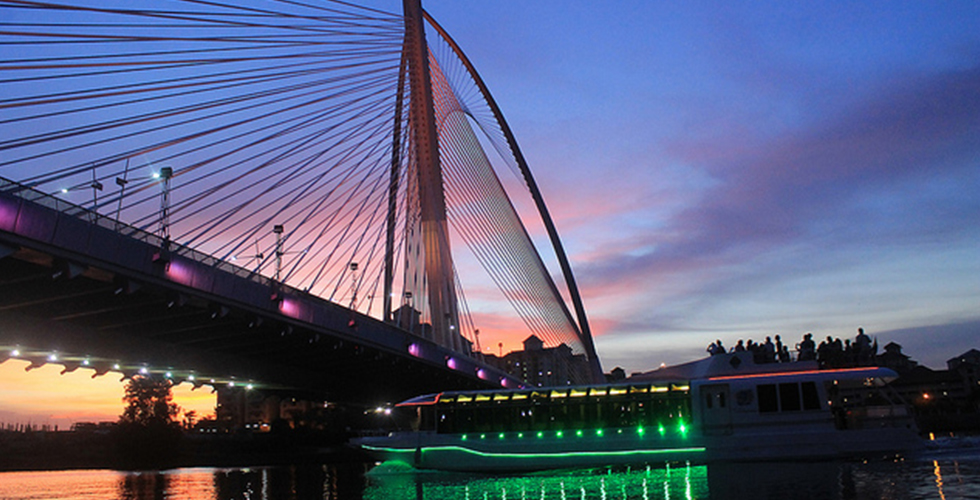 Travelog Official | Travelog