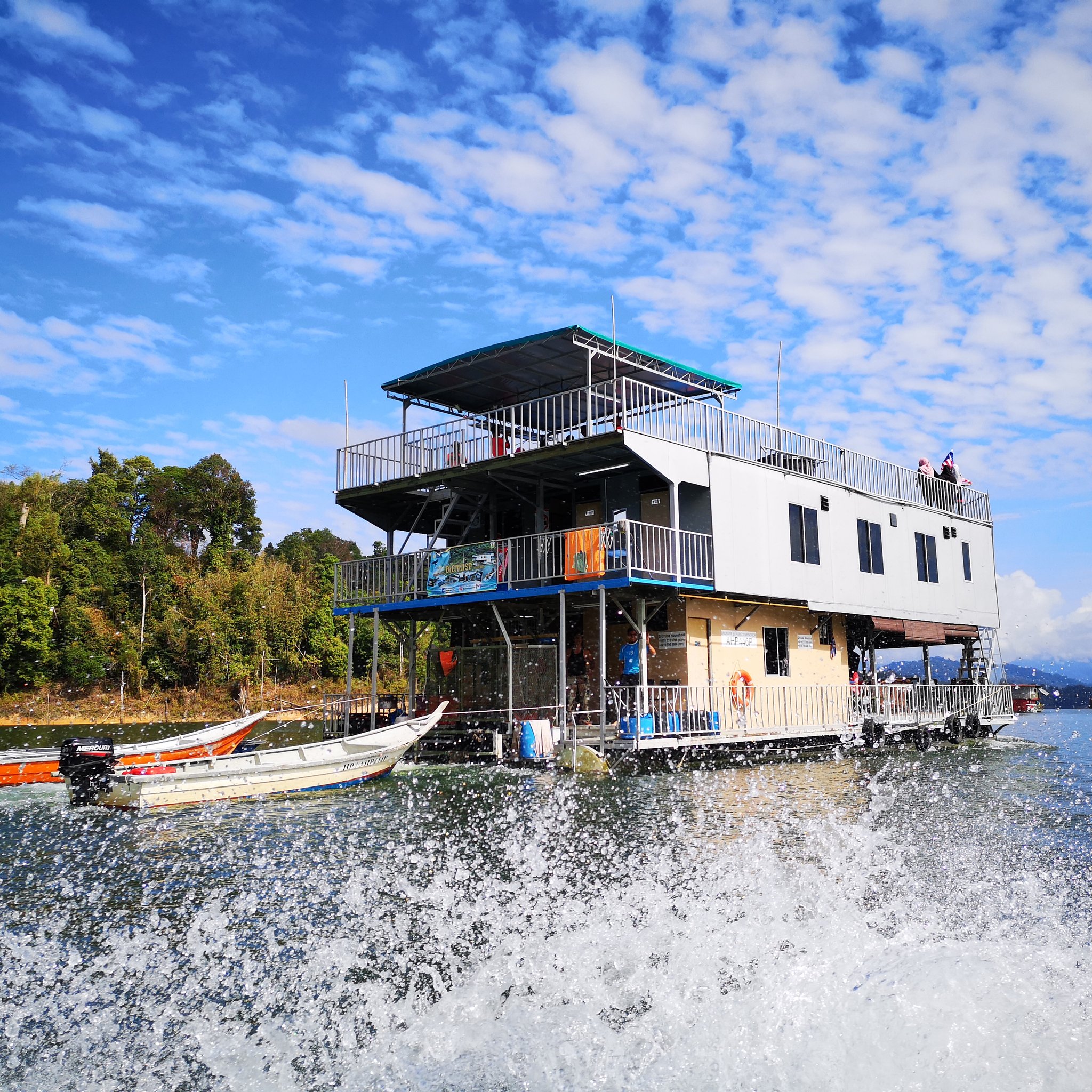 Holiday Packages in Perak | Travelog